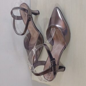 Clarks | Shoes | Clarks Silver Leather Heels Size 2 | Poshmark